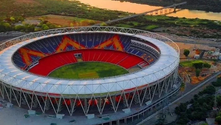 Inside the World’s Largest Cricket Stadium – Narendra Modi Stadium’s ...